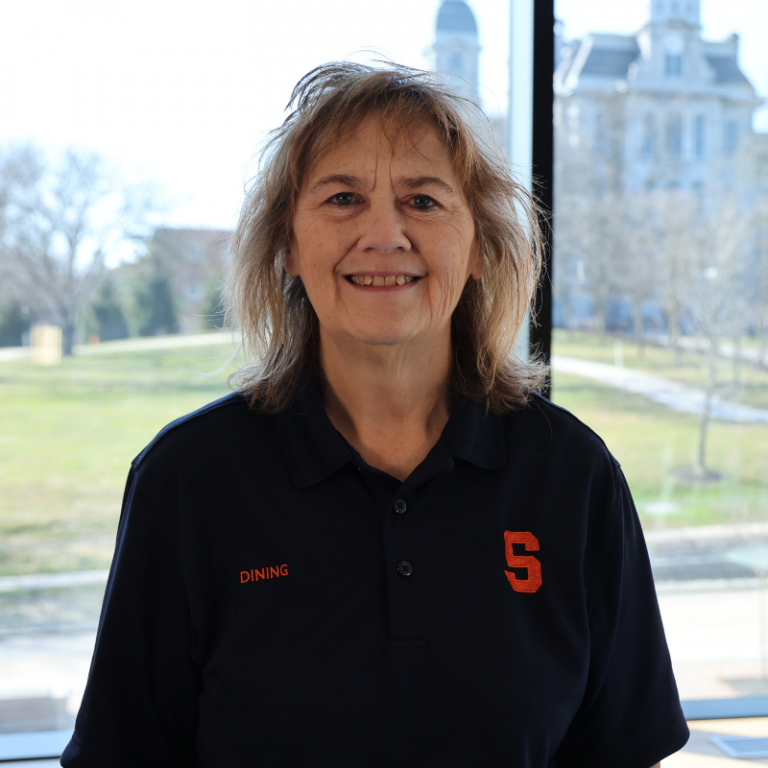 Sadler Dining Center - Dining – Syracuse University