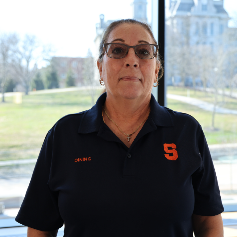 Sadler Dining Center - Dining – Syracuse University
